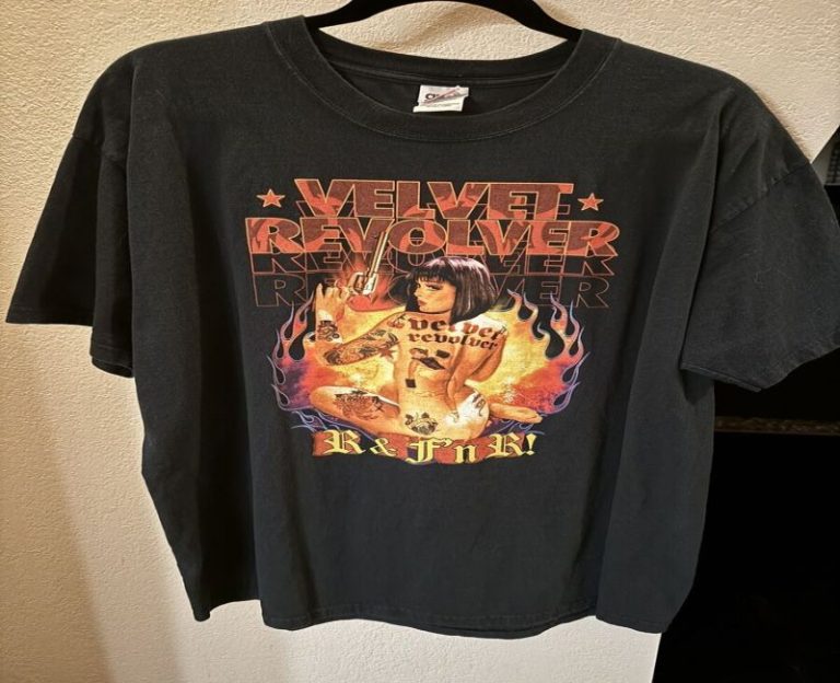 Unlocking the Magic: Velvet Revolver Merchandise for Every Fan – IV ...